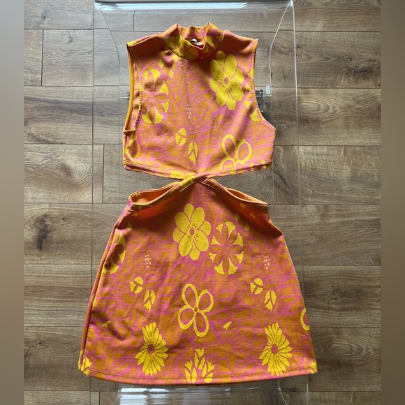Zara | Dresses | Unique Vintage Inspired Floral Mini Dress With Side ...